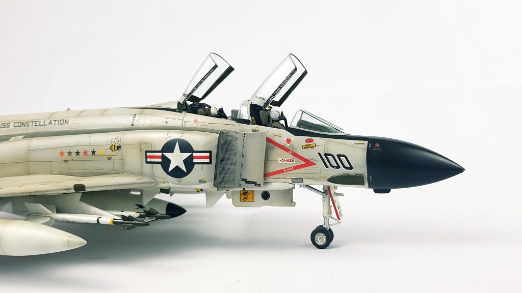 F-4J Phantom II VF-96 Fighting Falcons - Model Aces