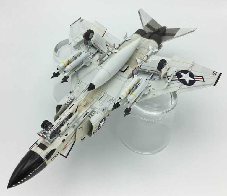 F-4J Phantom II VF-96 Fighting Falcons - Model Aces