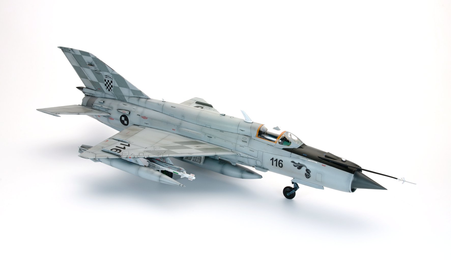 MIG-21 BIS - Model Aces