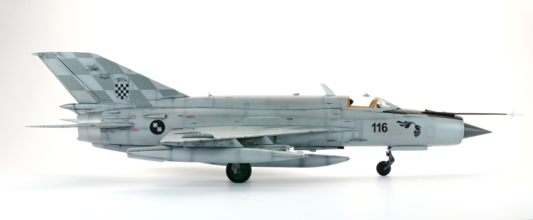 MIG-21 BIS - Model Aces