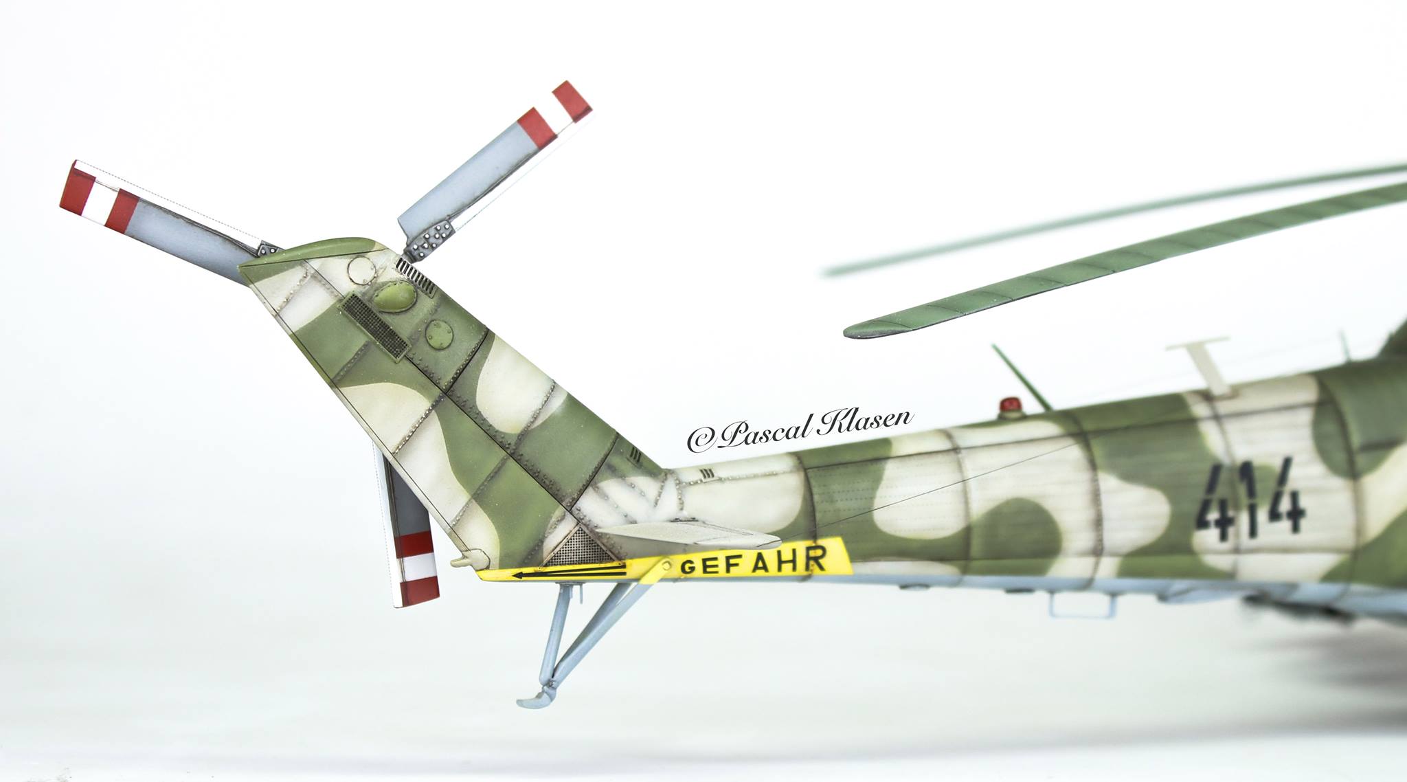 Mil Mi-24D - Model Aces