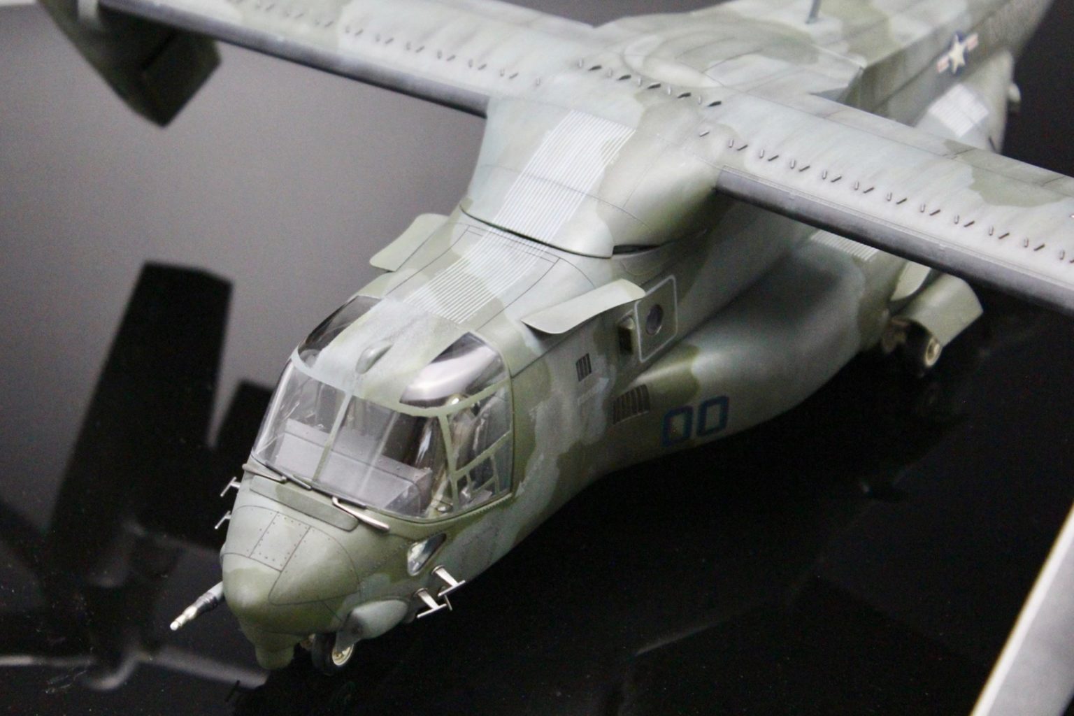 Bell Boeing V-22 Osprey - Model Aces