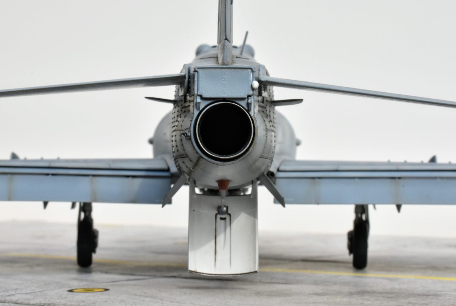 Hawk 127 - Model Aces