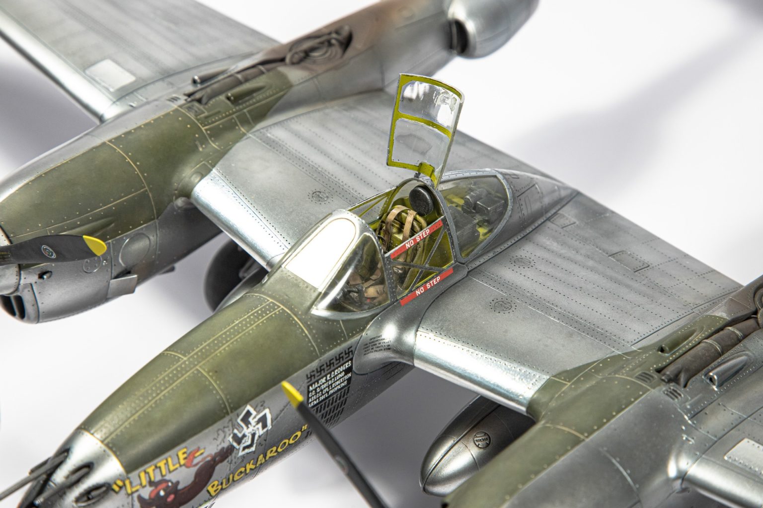 Lockheed P-38L Lightning "Little Buckaroo" - Model Aces