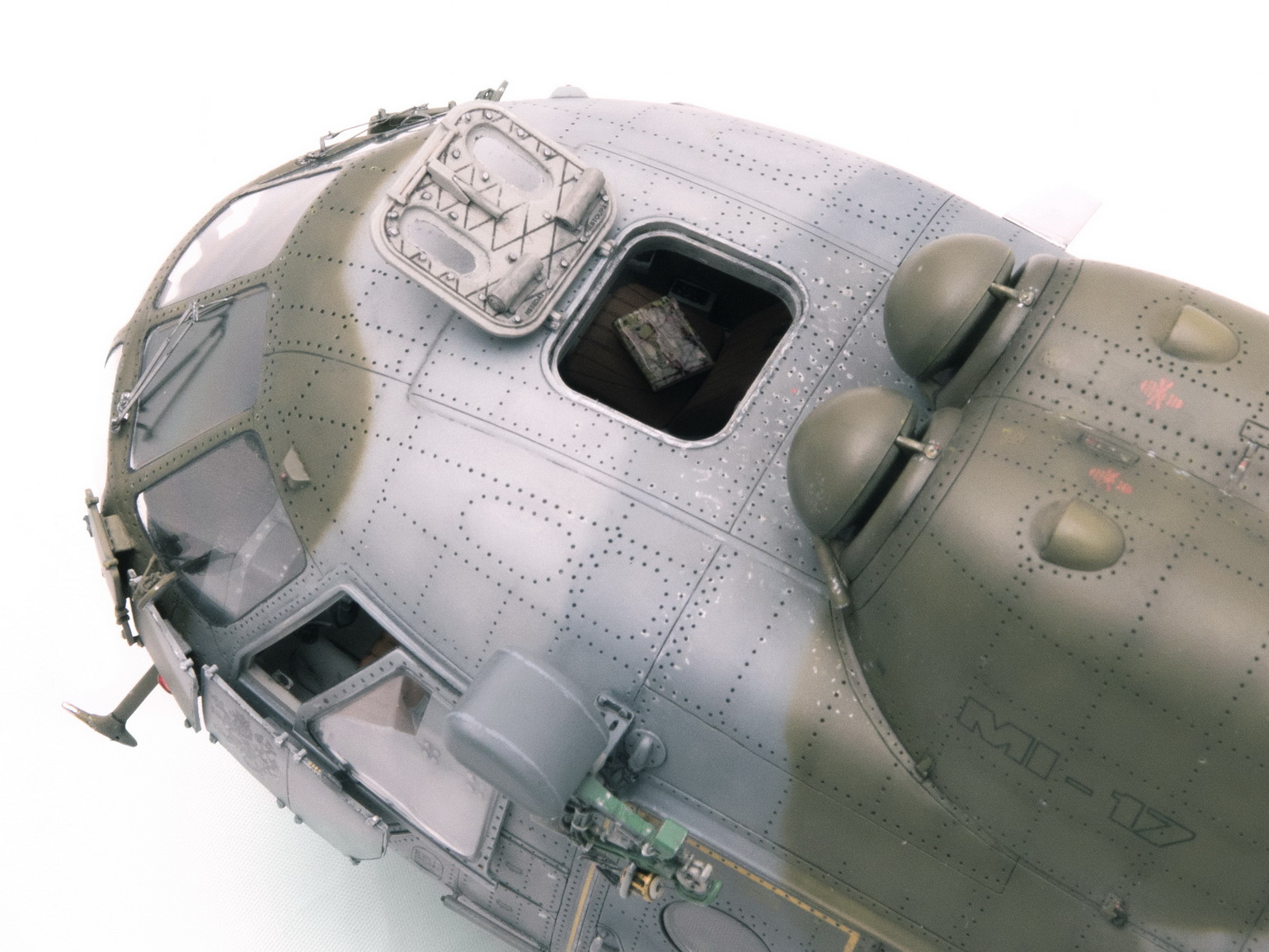 Mil Mi-17 - Model Aces