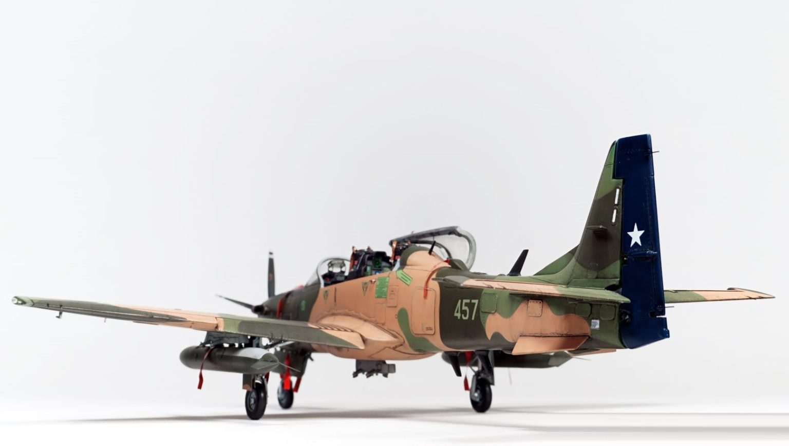 Embraer EMB 314 Super Tucano - Model Aces