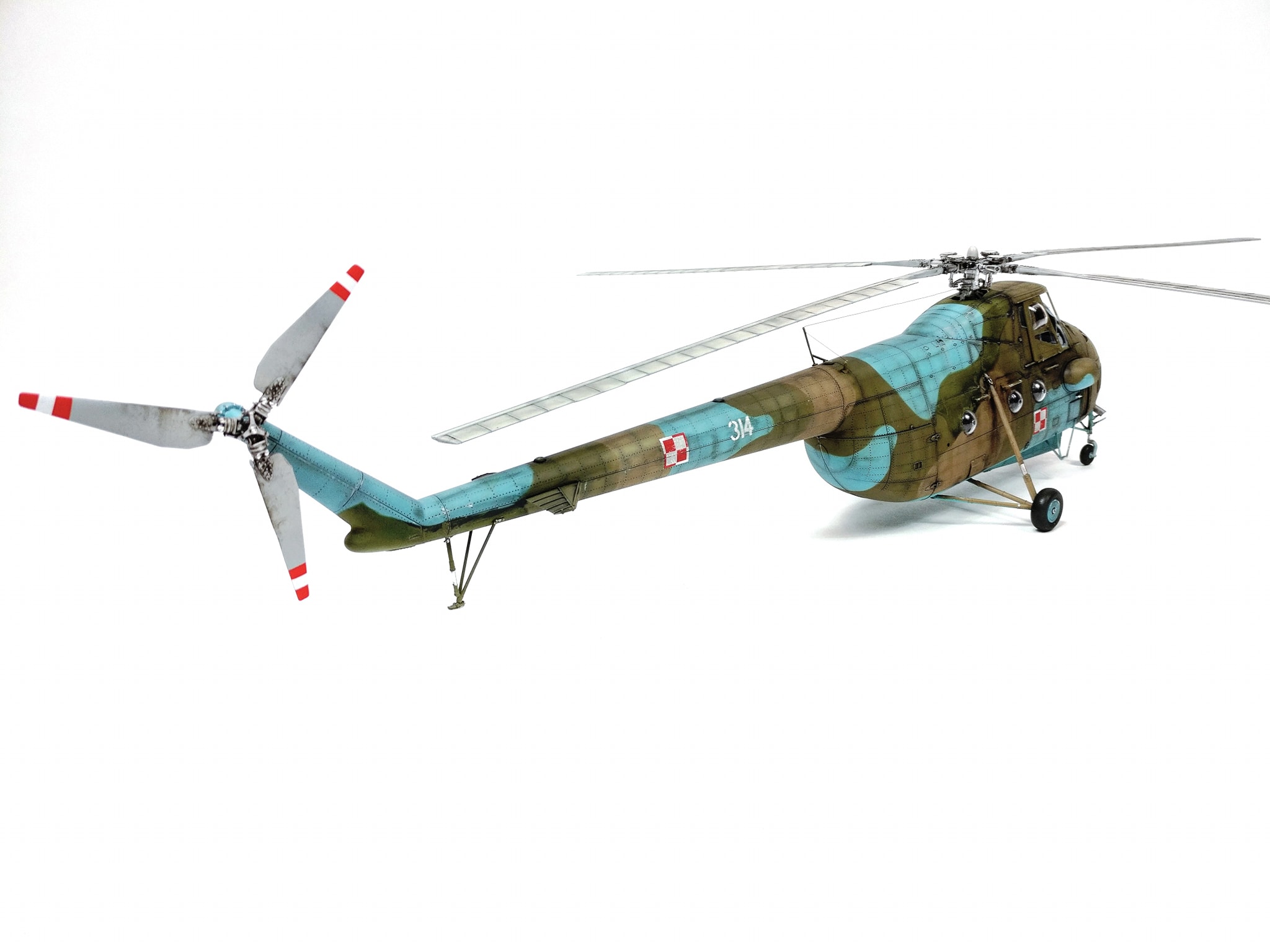 Mil Mi-4 - Model Aces