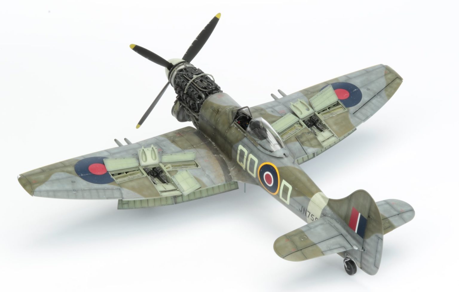 Hawker Tempest Mk.V - Model Aces