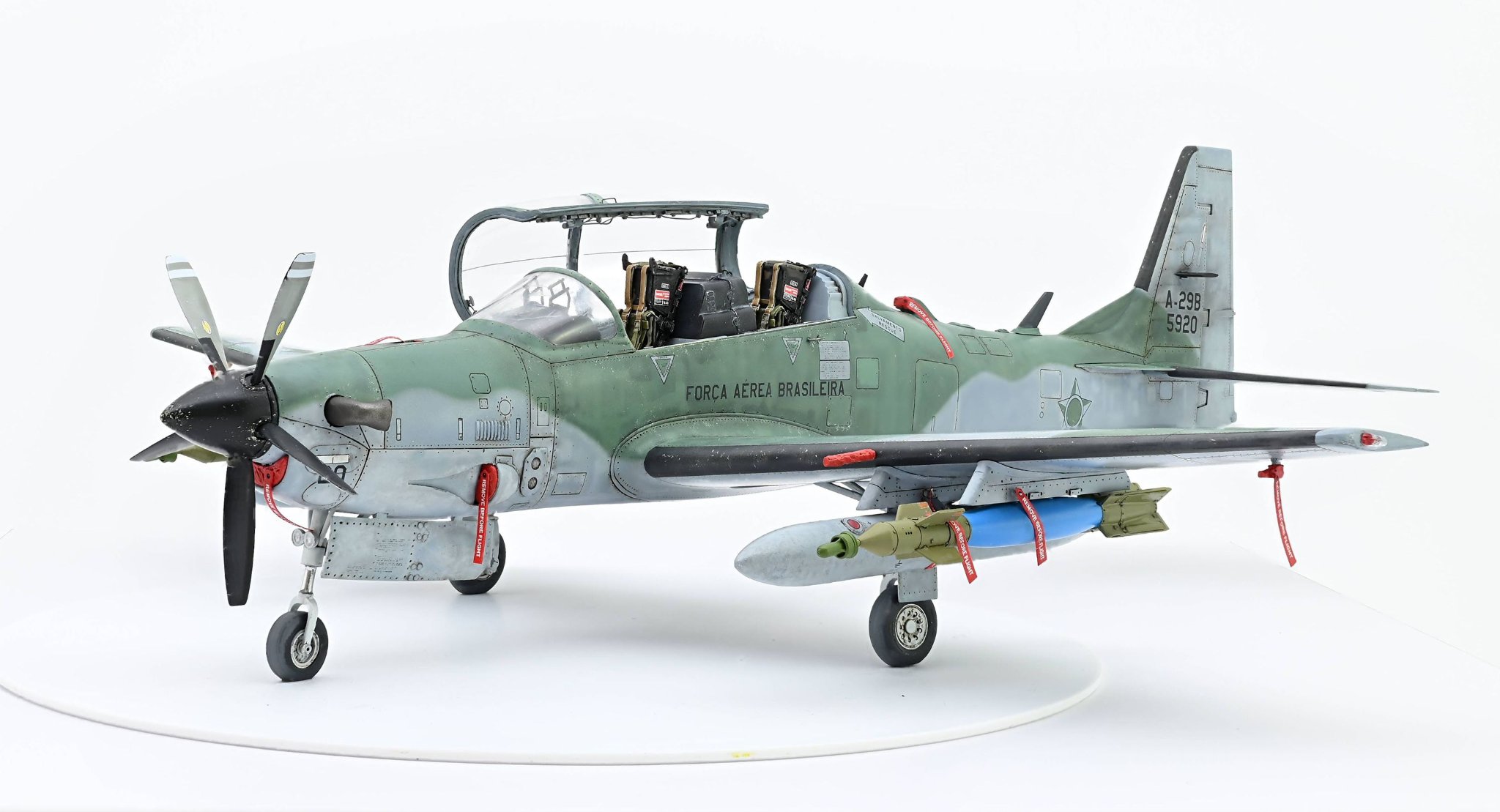 Embraer EMB 314 Super Tucano - Model Aces